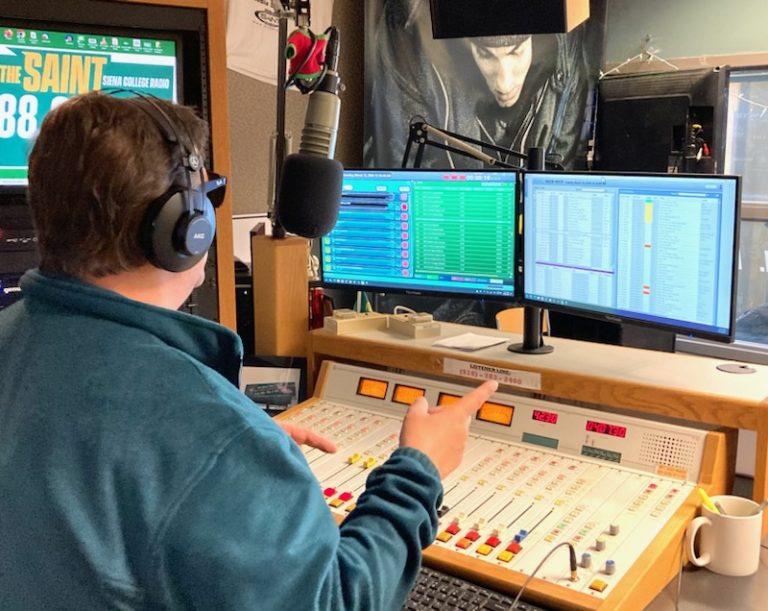 WVCR picks AudioVAULT® 11 to play anything for the New York Capital ...